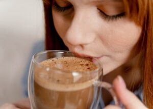 The Side Effects of Cold Coffee: Understanding the Risks | Sehat Tak ...